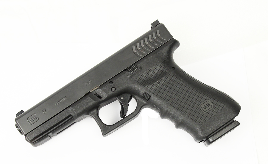 Glock 17 9mm RTF - Vickers Edition - Night Sights - USED - Top Gun Supply